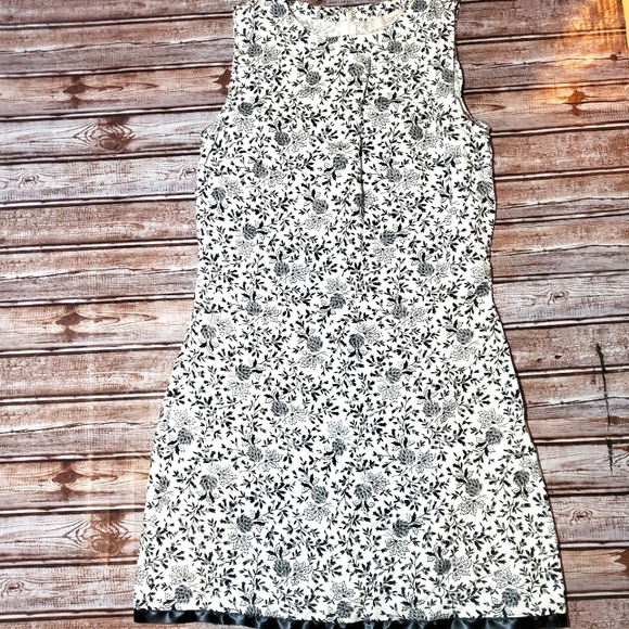 LOFT | Dresses | Loft Black And White Floral Linen Blend Sheath Dress 2 ...